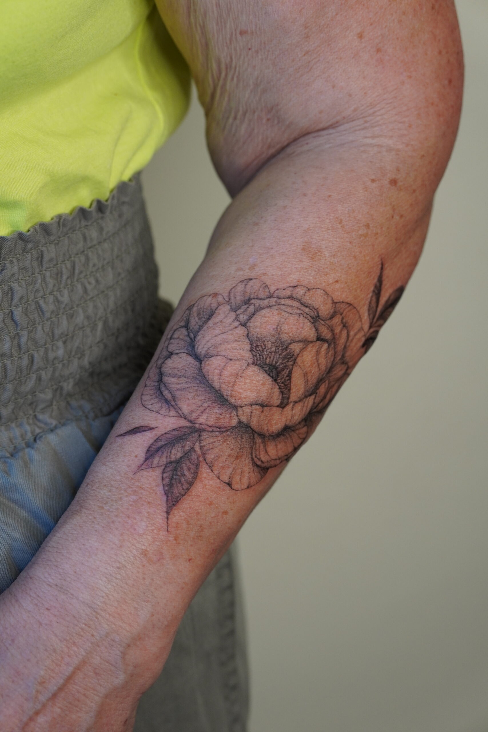 hochwertige Fineline Tattoos Aachen | filigran und individuell ...